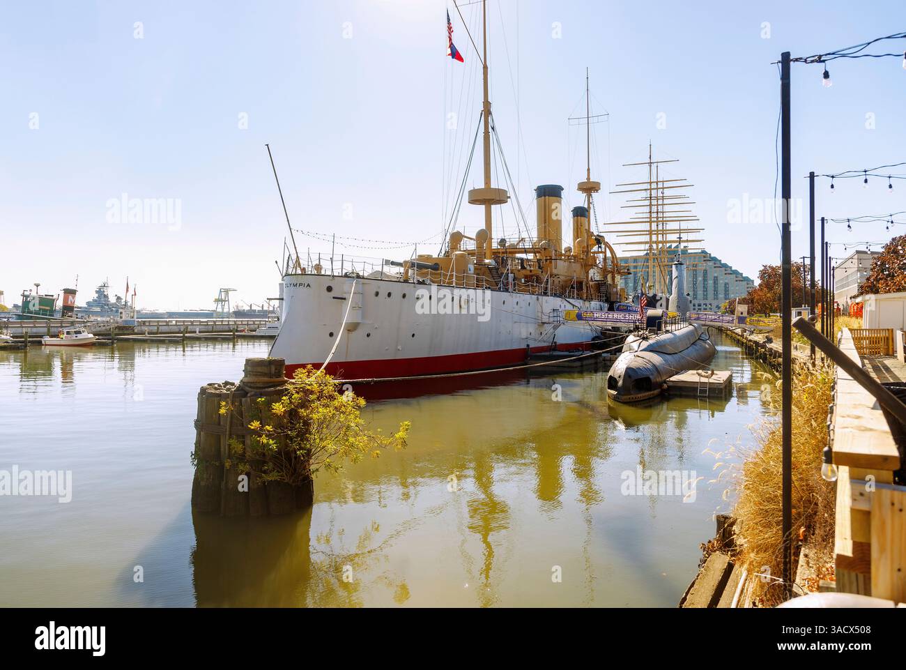 Penn's Landing on the Delaware River with the historic flagship USS ...