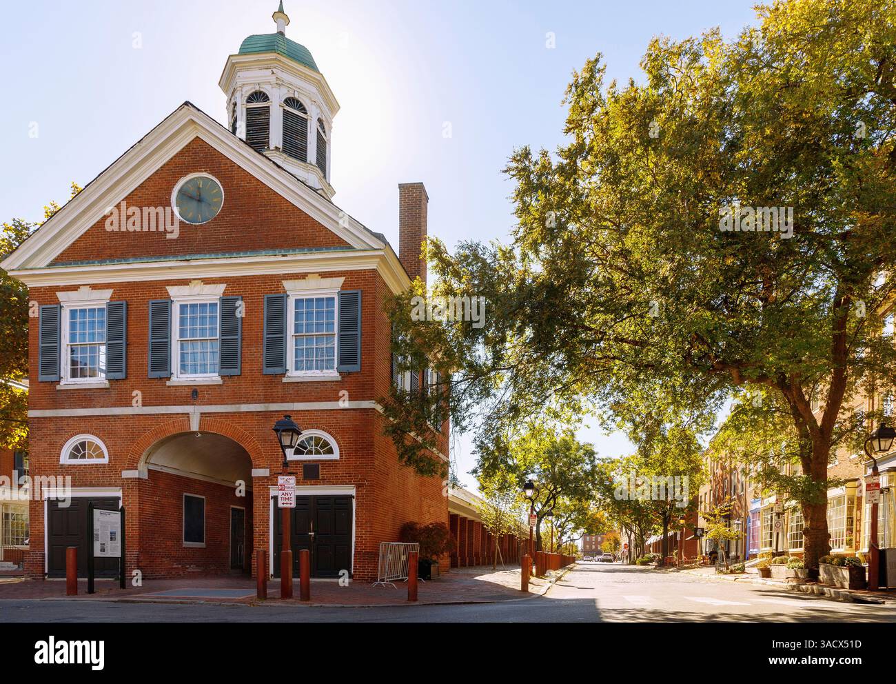 Head House Square with New Market and Head House in the Society Hill ...