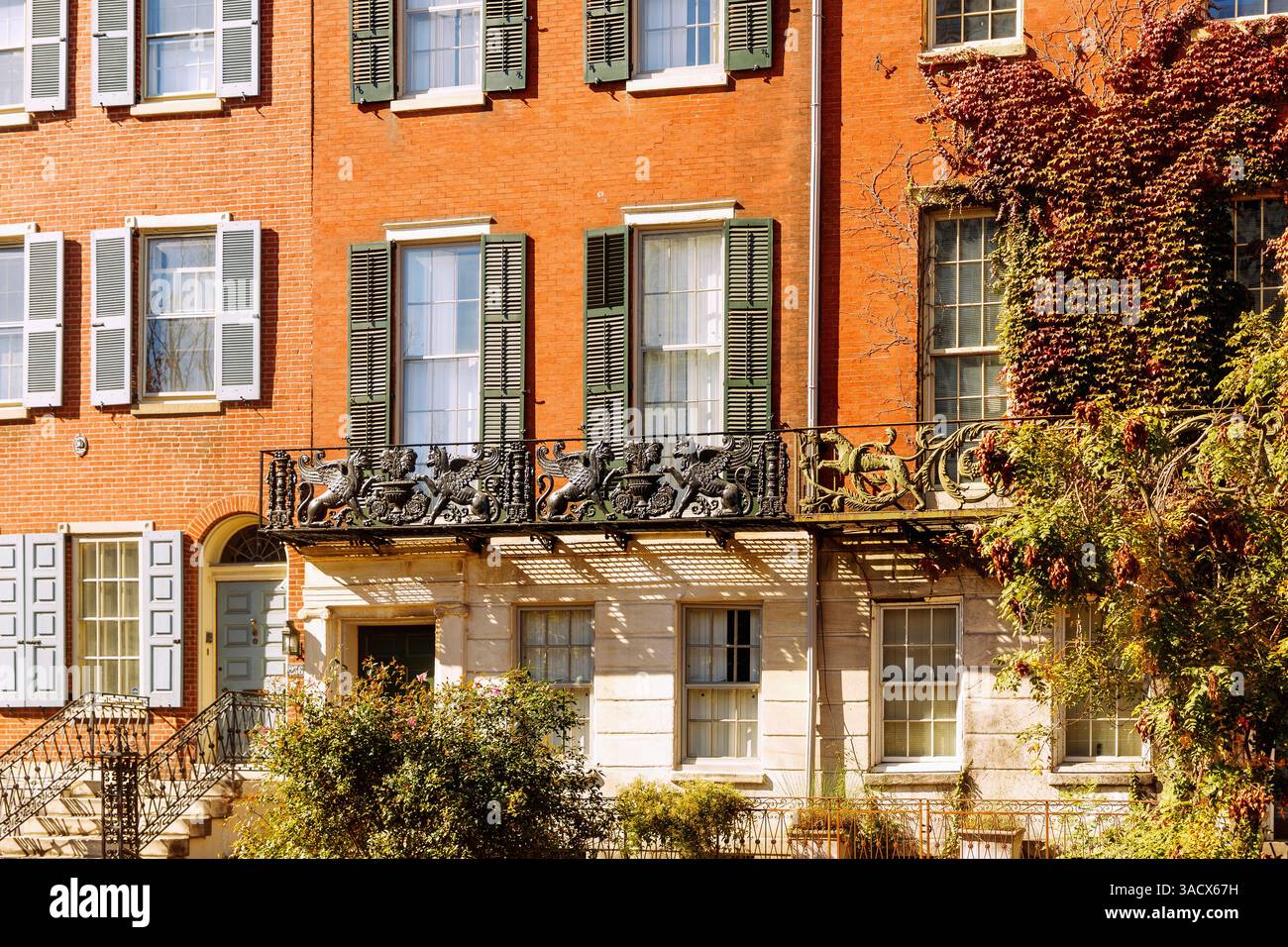 Houses in the Society Hill neighborhood in the Historic Waterfront ...