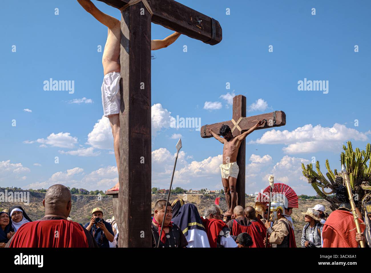 Good Friday representation of the Way of the Cross in La Cañada ...