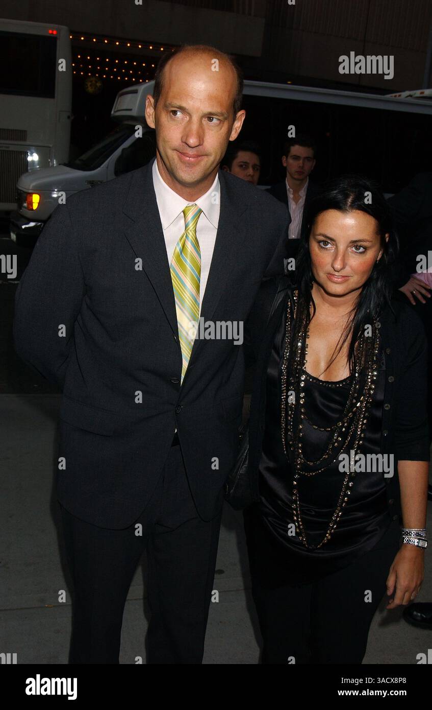 Anthony edwards and jeanine lobell hi-res stock photography and images ...
