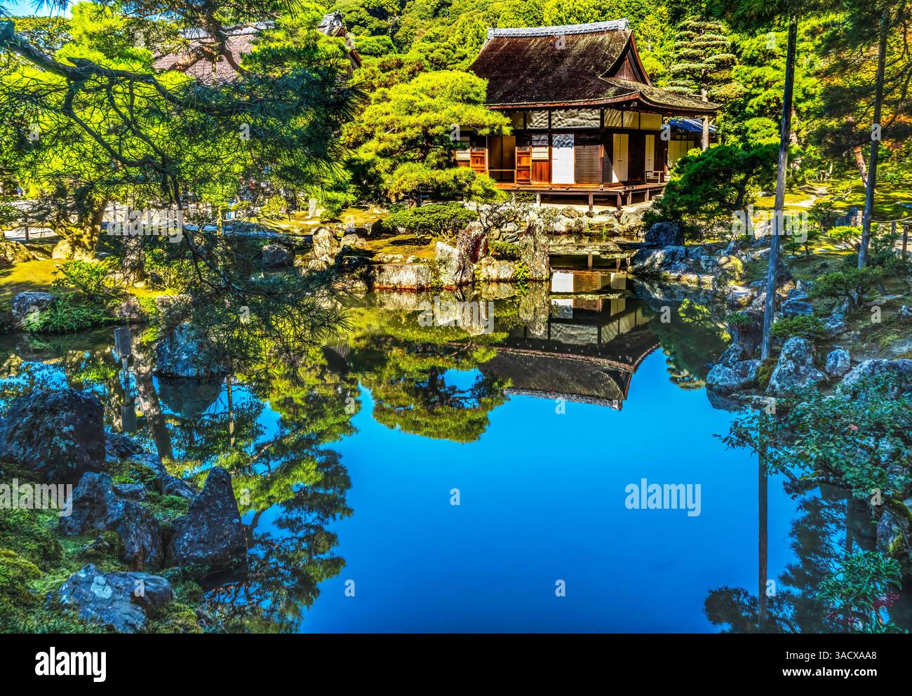 Colorful pond reflection Togu-do Hall, Ginkaku-ji Temple, Kyoto, Japan ...