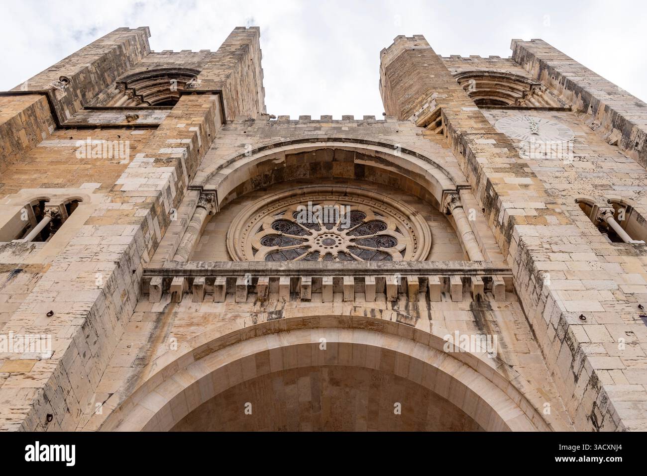Medieval portal lisbon cathedral hi-res stock photography and images ...
