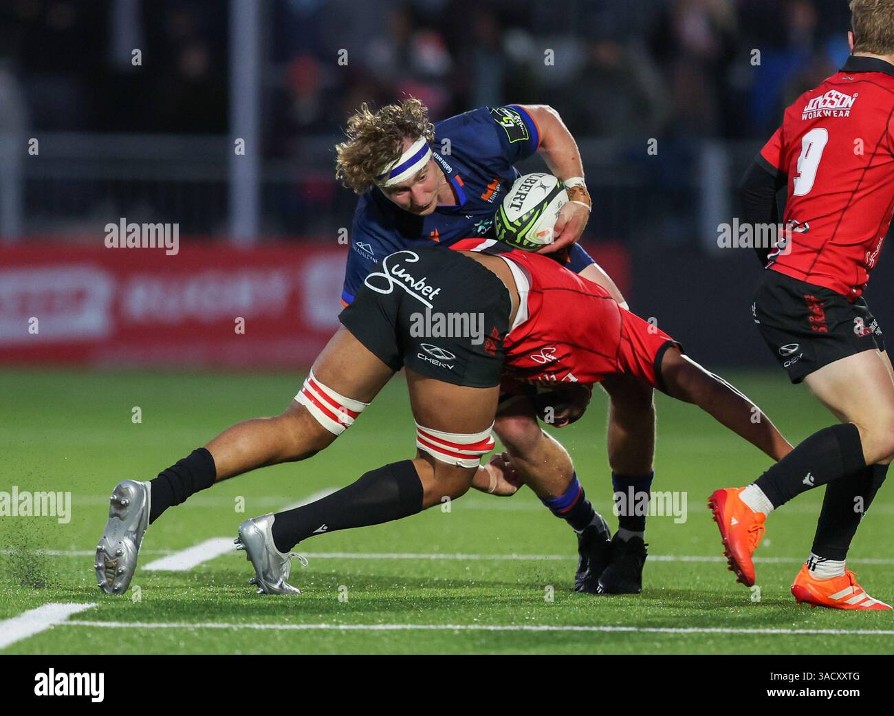 Edinburgh's Jamie Ritchie and Emirates Lions' Darrien Landsberg in ...