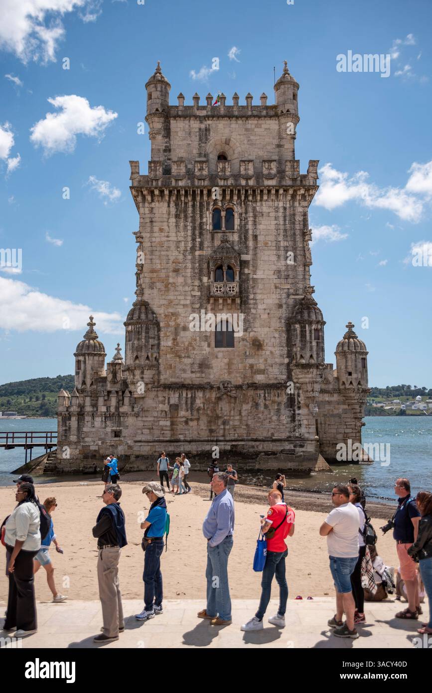 Lisboa, Portugal, Tourists waiting in line for Entrance to famous Torre ...