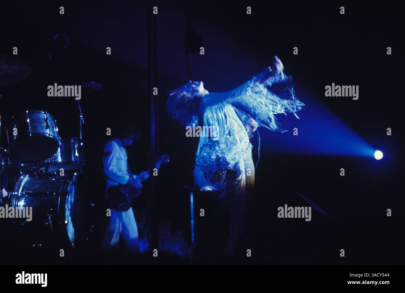 Aug 09, 1970; New York, NY, USA; 'The Who' lead singer ROGER DALTREY ...