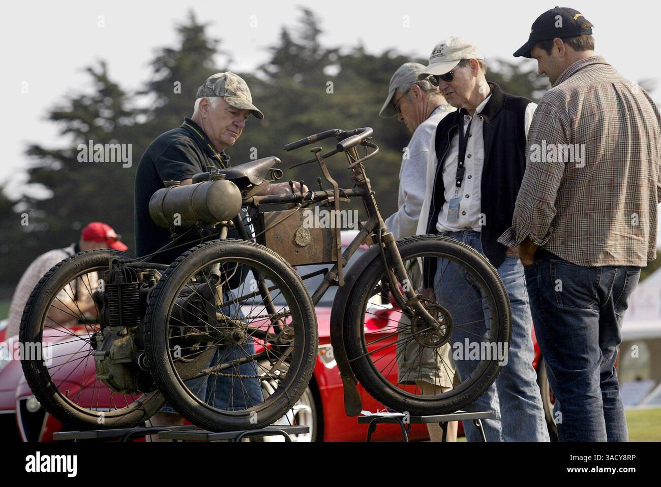 Automobili peugeot hi-res stock photography and images - Alamy