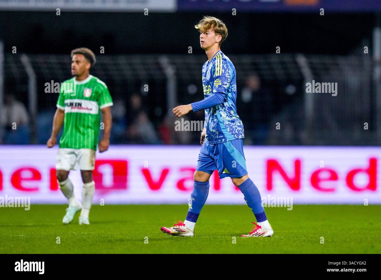 Dordrecht, Netherlands. 04th Apr, 2025. DORDRECHT, 04-04-2025, M-Scores ...