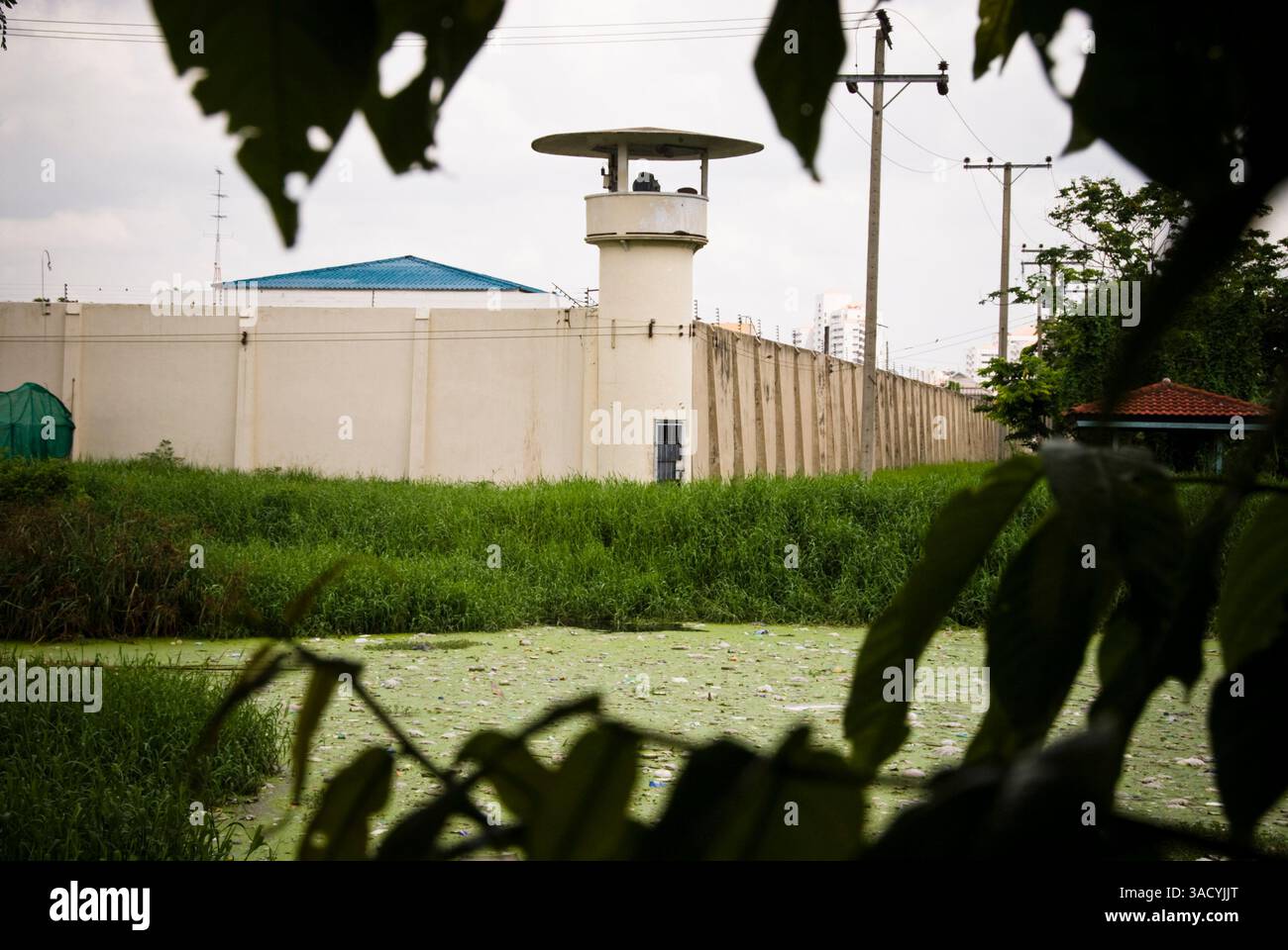 Jun 19, 2008 - Bangkok, Thailand - Exteriors of Klong Prem Prison ...