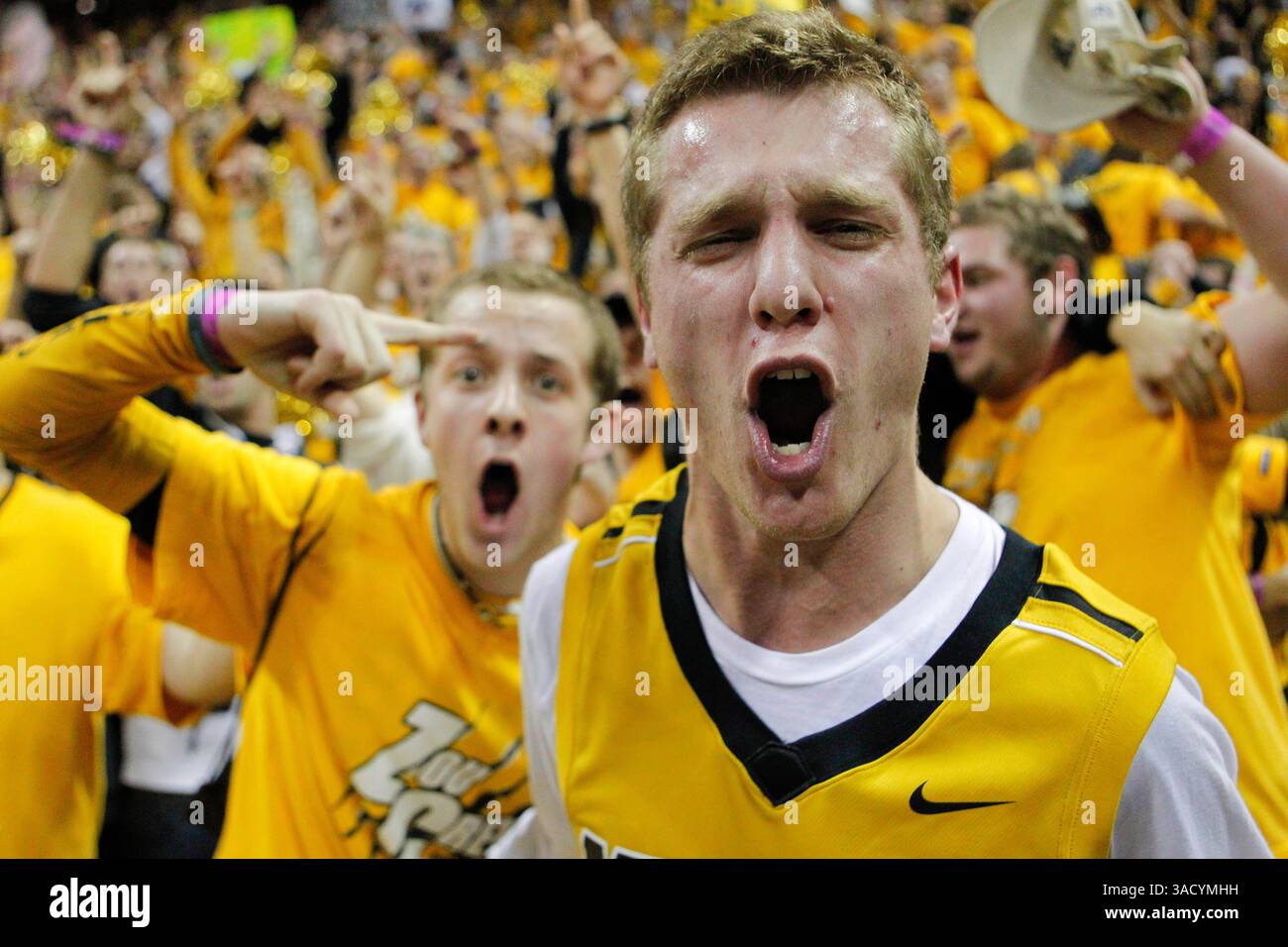 Kansas jayhawks basketball fans hi-res stock photography and images - Alamy