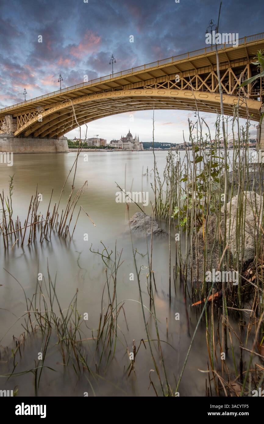Margarete bridge hi-res stock photography and images - Alamy