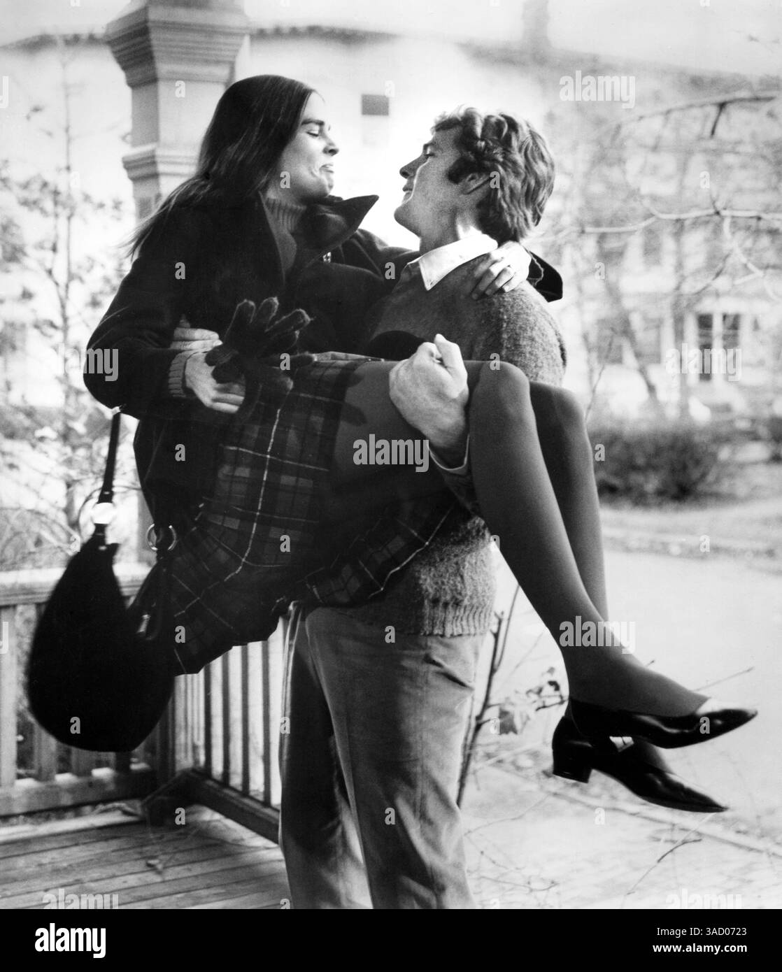 Ali MacGraw, Ryan O'Neal, on-set of the film, "Love Story", Paramount ...