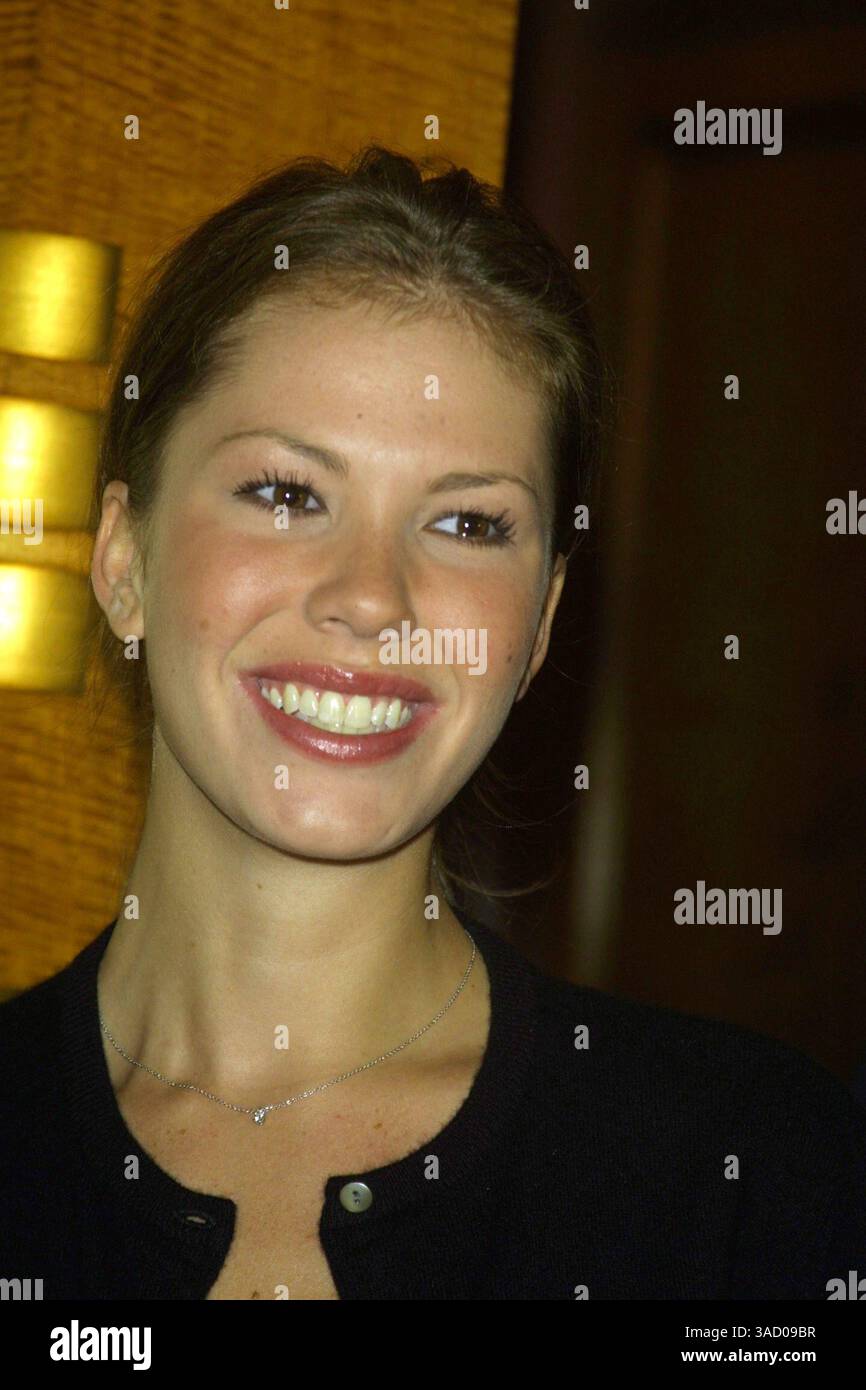 Nikki cox hi-res stock photography and images - Alamy