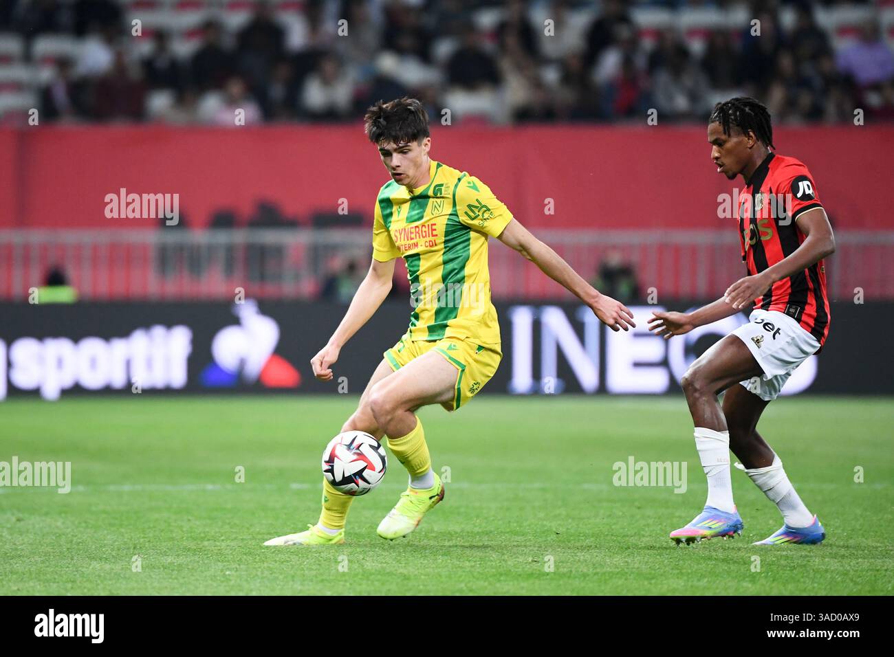 06 Hicham BOUDAOUI (ogcn) - 66 Louis LEROUX (fcn) during the Ligue 1 ...