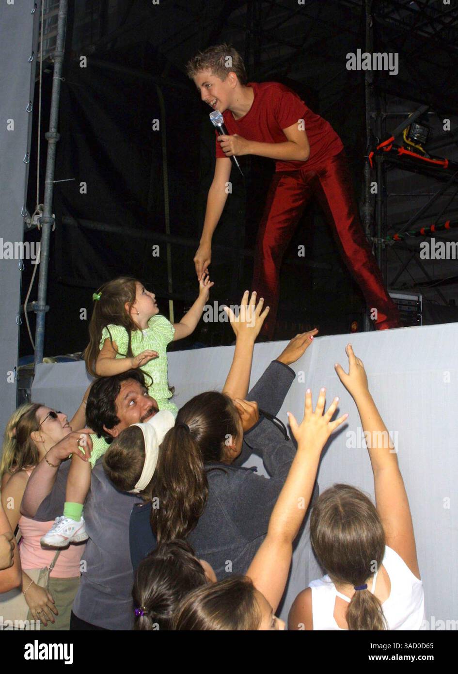 Jul 19, 2001; New York, NY, USA; 13 year old country singer BILLY ...