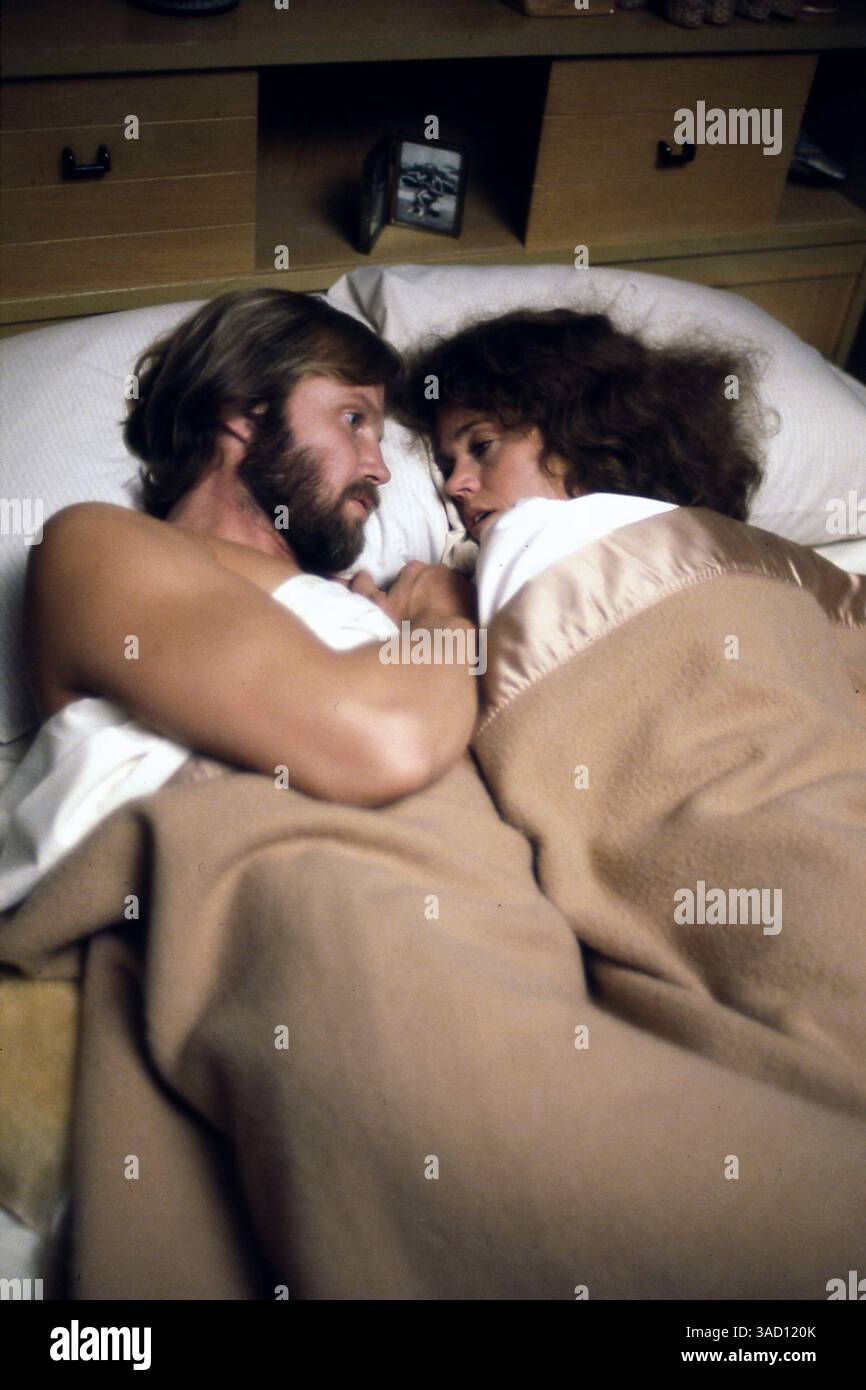 Film Stills from "Coming Home" Jon Voight, Jane Fonda 1978 United ...