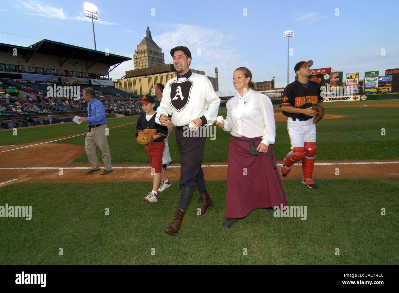 Ladies in stockings hi-res stock photography and images - Alamy