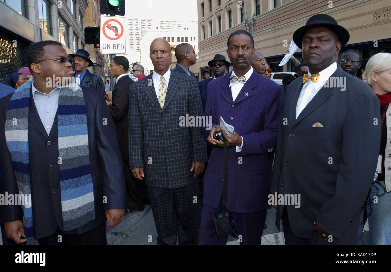Nov. 30, 2005 - Los Angeles, California, USA - Activists gather outside ...