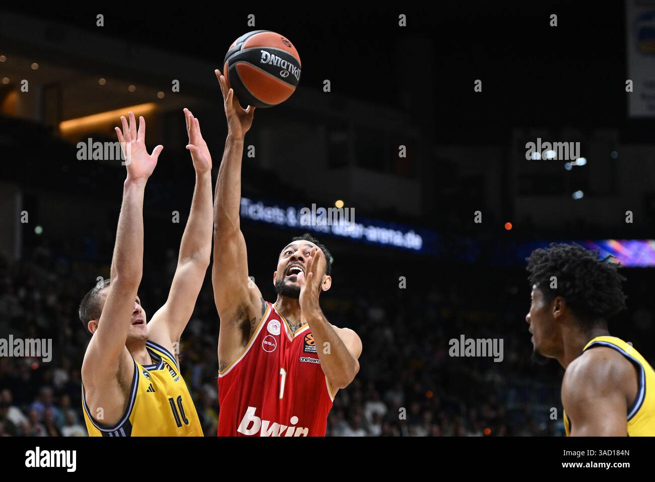 GER, ALBA Berlin v Olympiacos Piraeus, basketball, EuroLeague, Saison ...