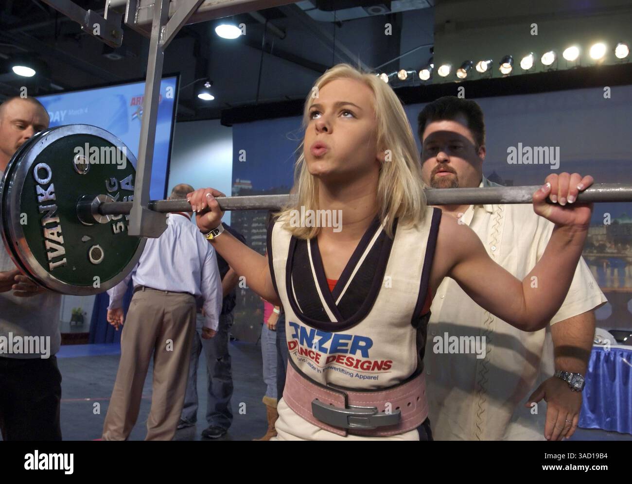Mar. 04, 2007 - Columbus, Ohio, USA - Fifteen-year-old powerlifting ...
