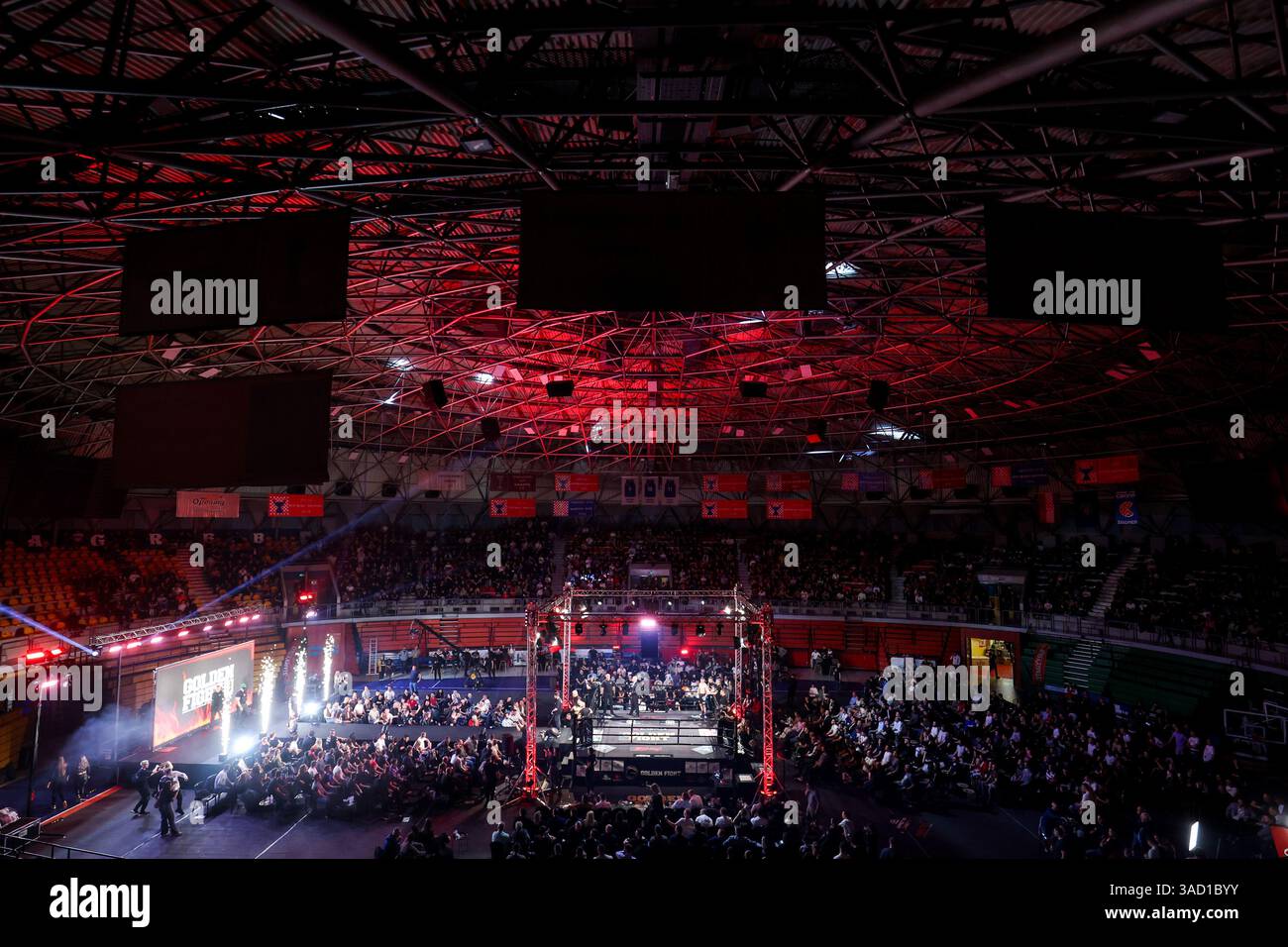 Zagreb, Croatia. 04th Apr, 2025. Karlo Kedves vs David Topic during the ...