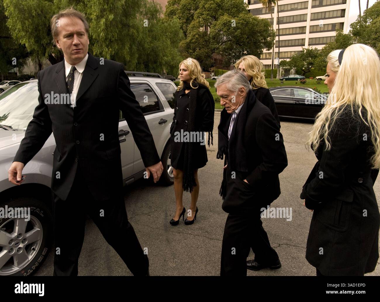 Dec. 18, 2008 - Los Angeles, California, USA - Hugh Hefner arrives at ...