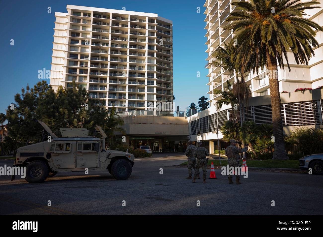 Pacific Palisades, California, USA. 15th Jan, 2025. A National Guard ...