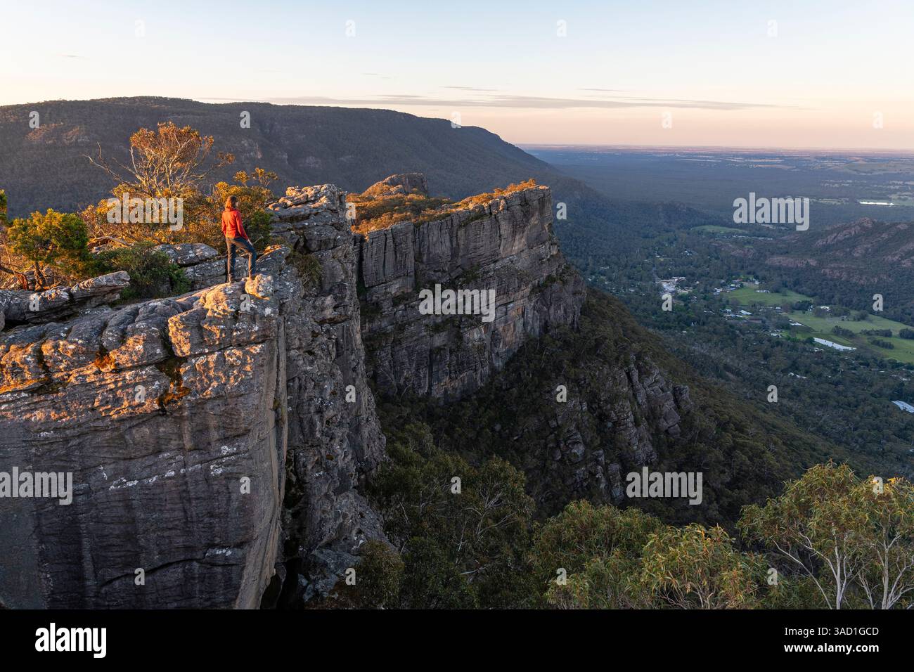 The Grampians National Park is a national park in the Australian state ...