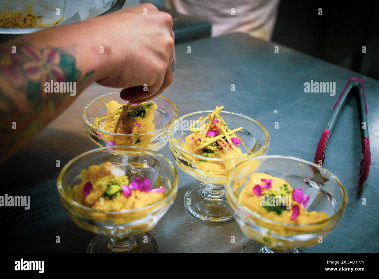 Exquisite Culinary Artistry: A Modern Gourmet Plate Presentation Stock ...