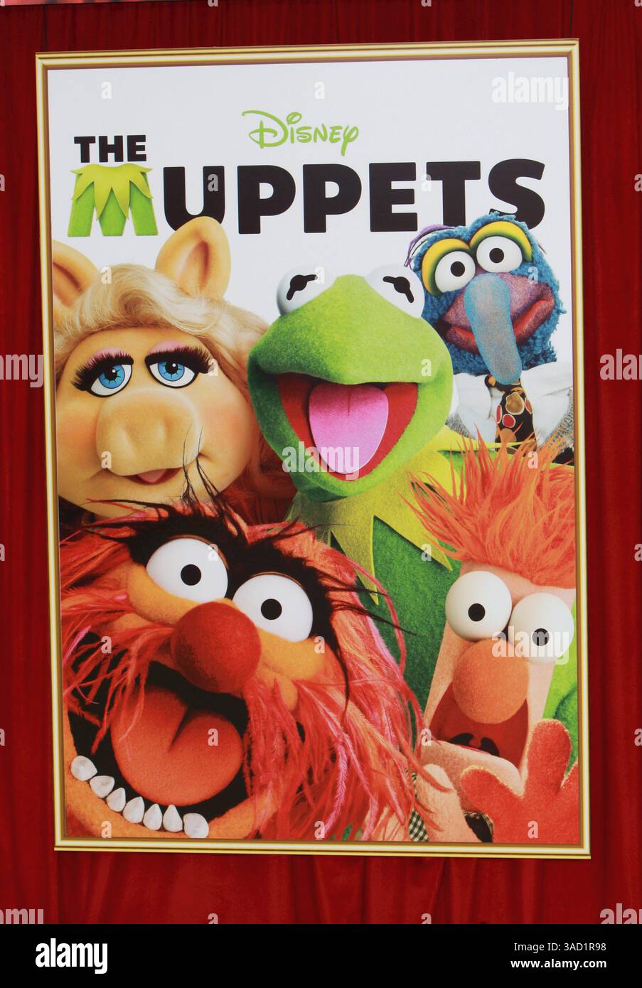 Nov. 12, 2011 - Hollywood, California, U.S. - 'The Muppets' world ...