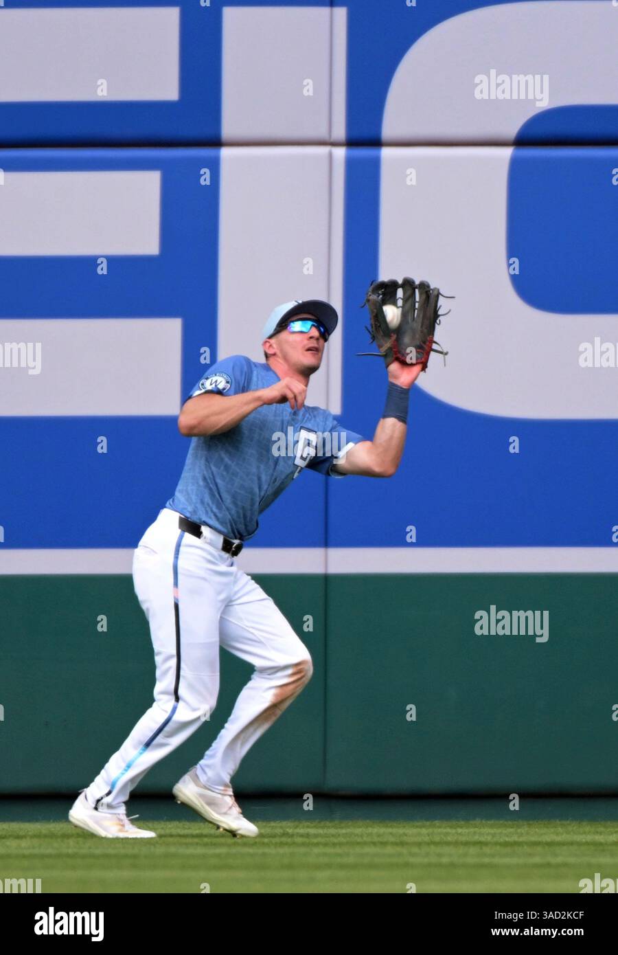 WASHINGTON, DC - MARCH 30: Washington Nationals center fielder Jacob ...