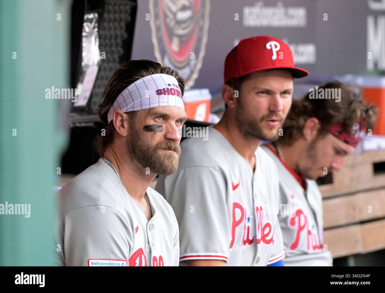 WASHINGTON, DC - MARCH 30: Philadelphia Phillies first baseman Bryce ...