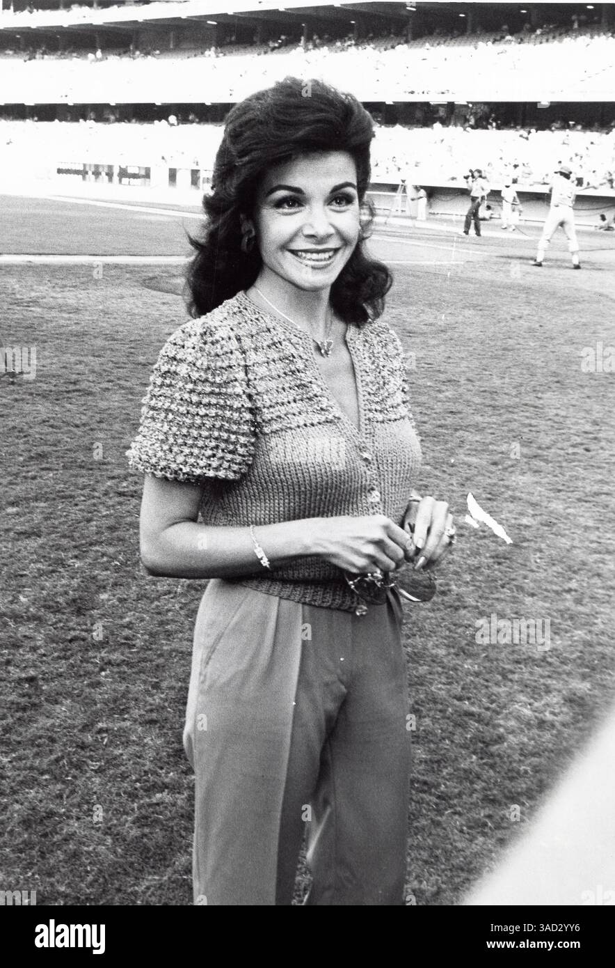 Sept. 20, 2011 - ANNETTE FUNICELLO at the annual Dodgers - celebrity ...