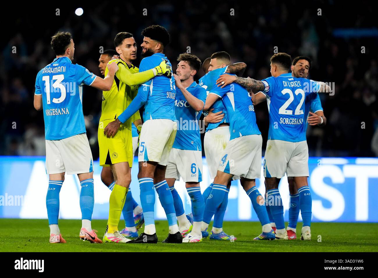 Naples, Italy. 30th Mar, 2025. Players of Napoli celebrate the victory ...