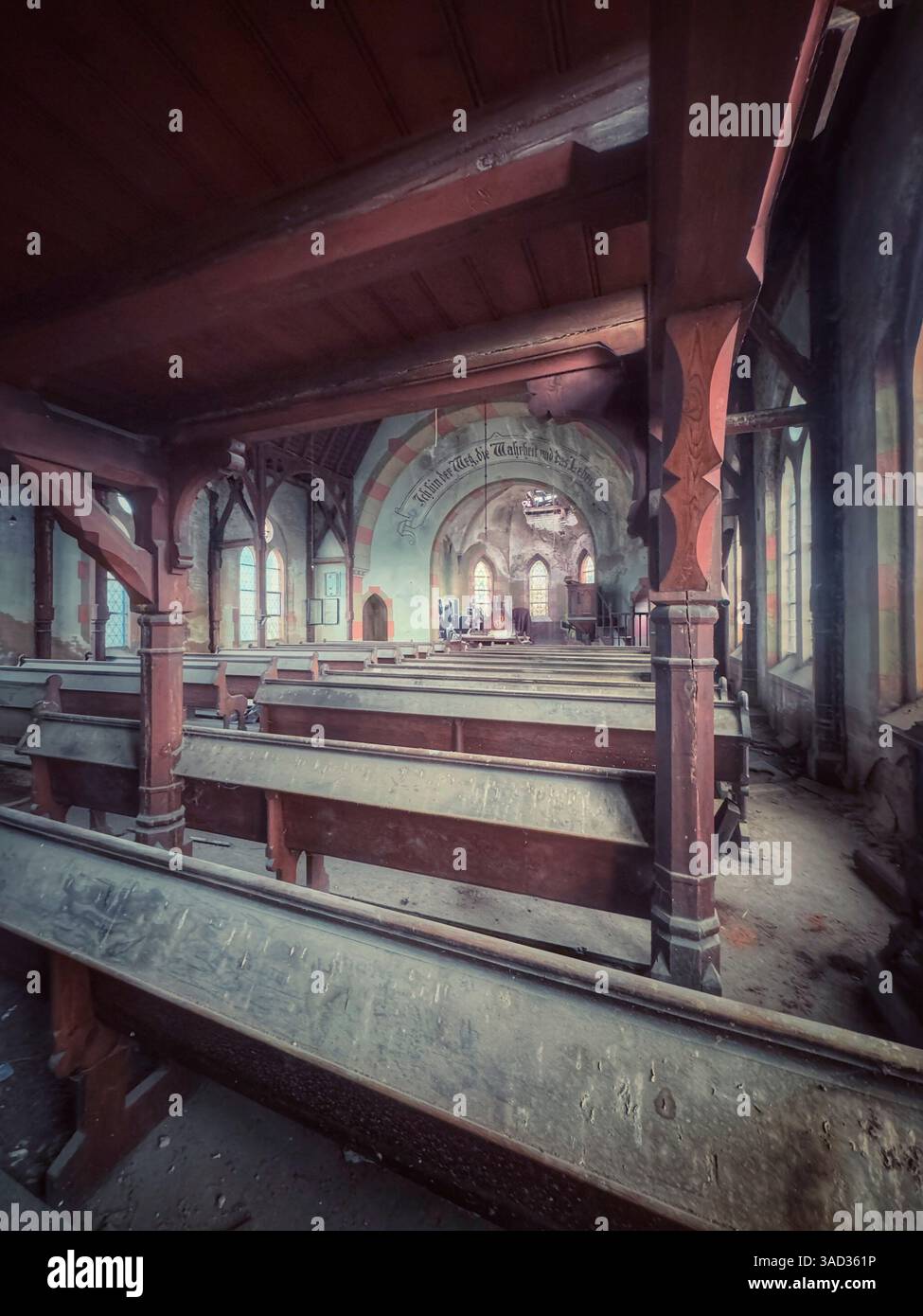 Old scary place hi-res stock photography and images - Alamy