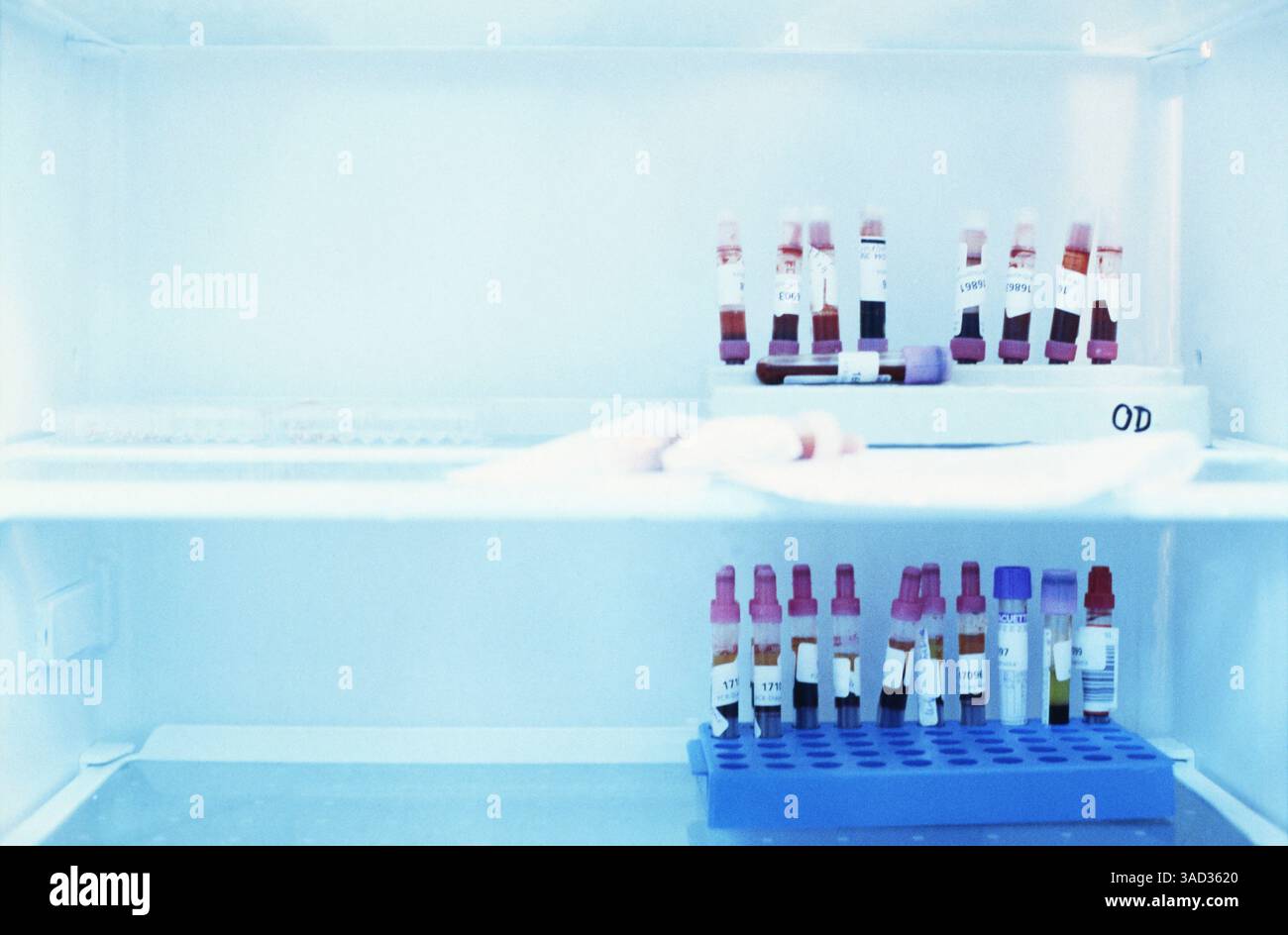 Medical refrigerator hi-res stock photography and images - Alamy
