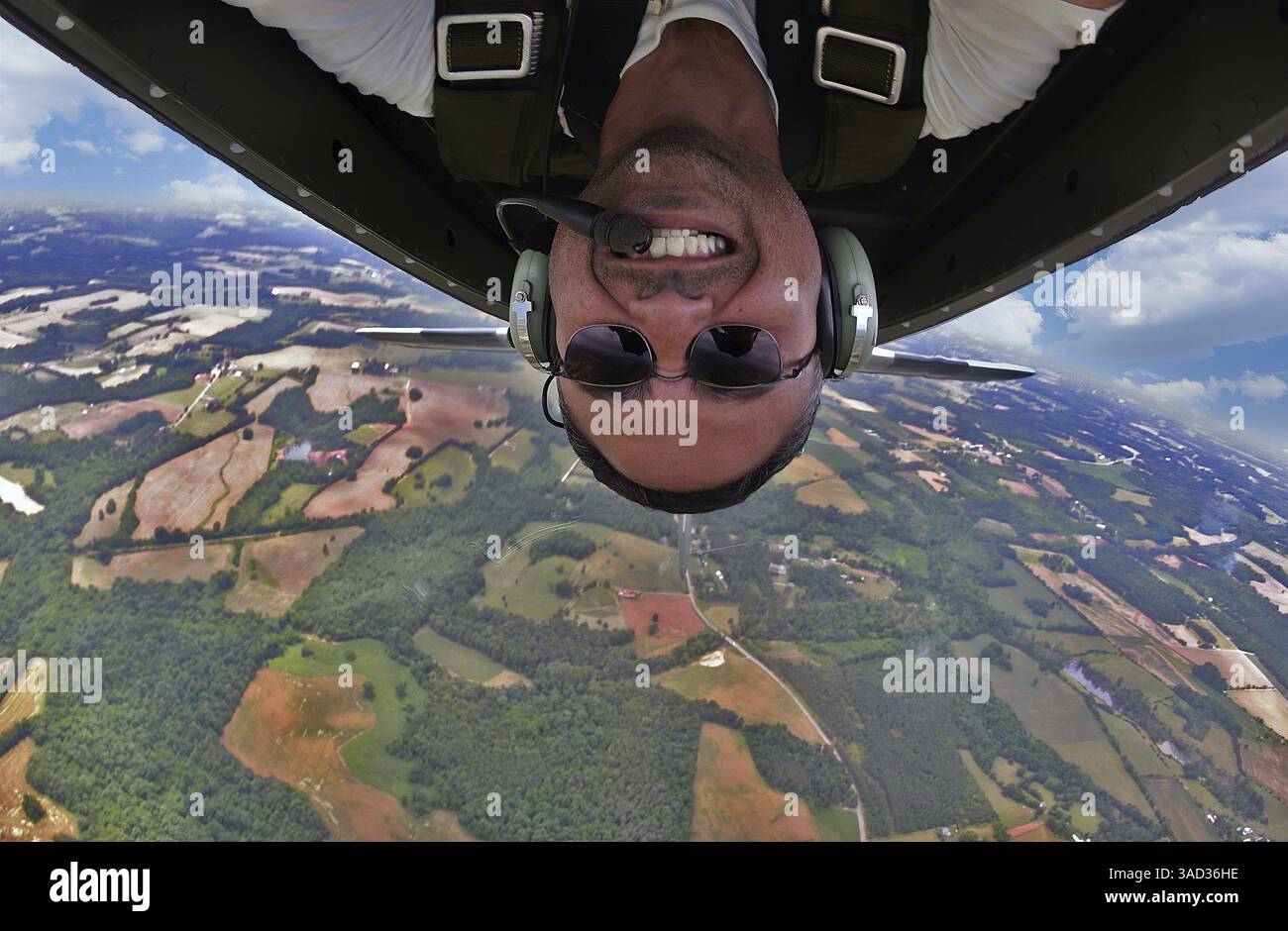 A WWII pilot captures a daring selfie mid-flight, executing precise ...