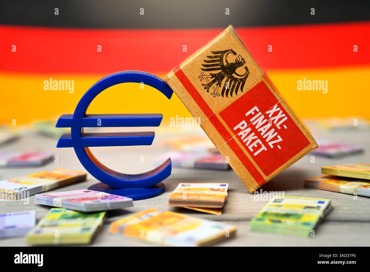 Xxl financial package hi-res stock photography and images - Alamy