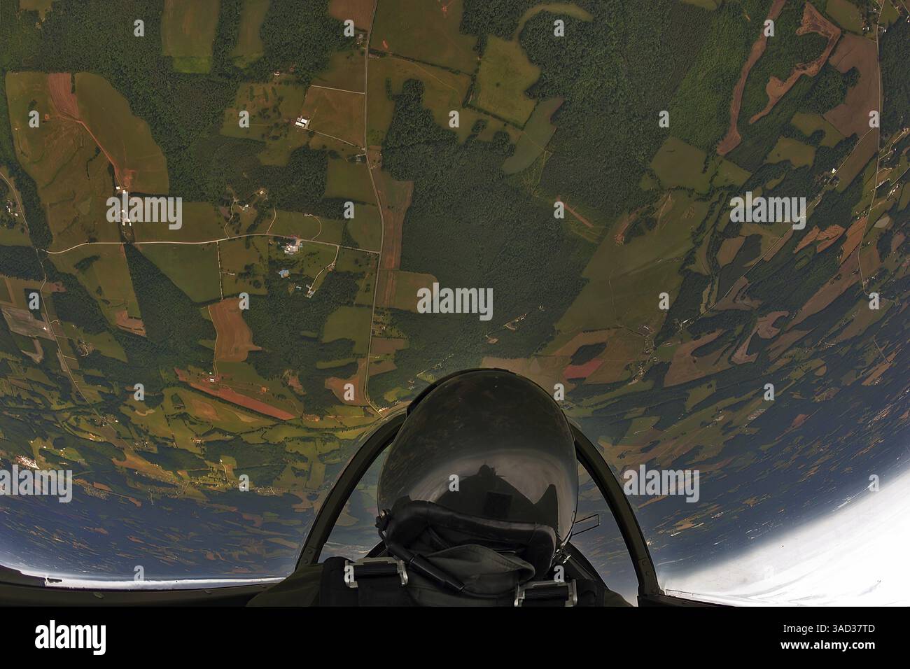 A WWII pilot captures a daring selfie mid-flight, executing precise ...