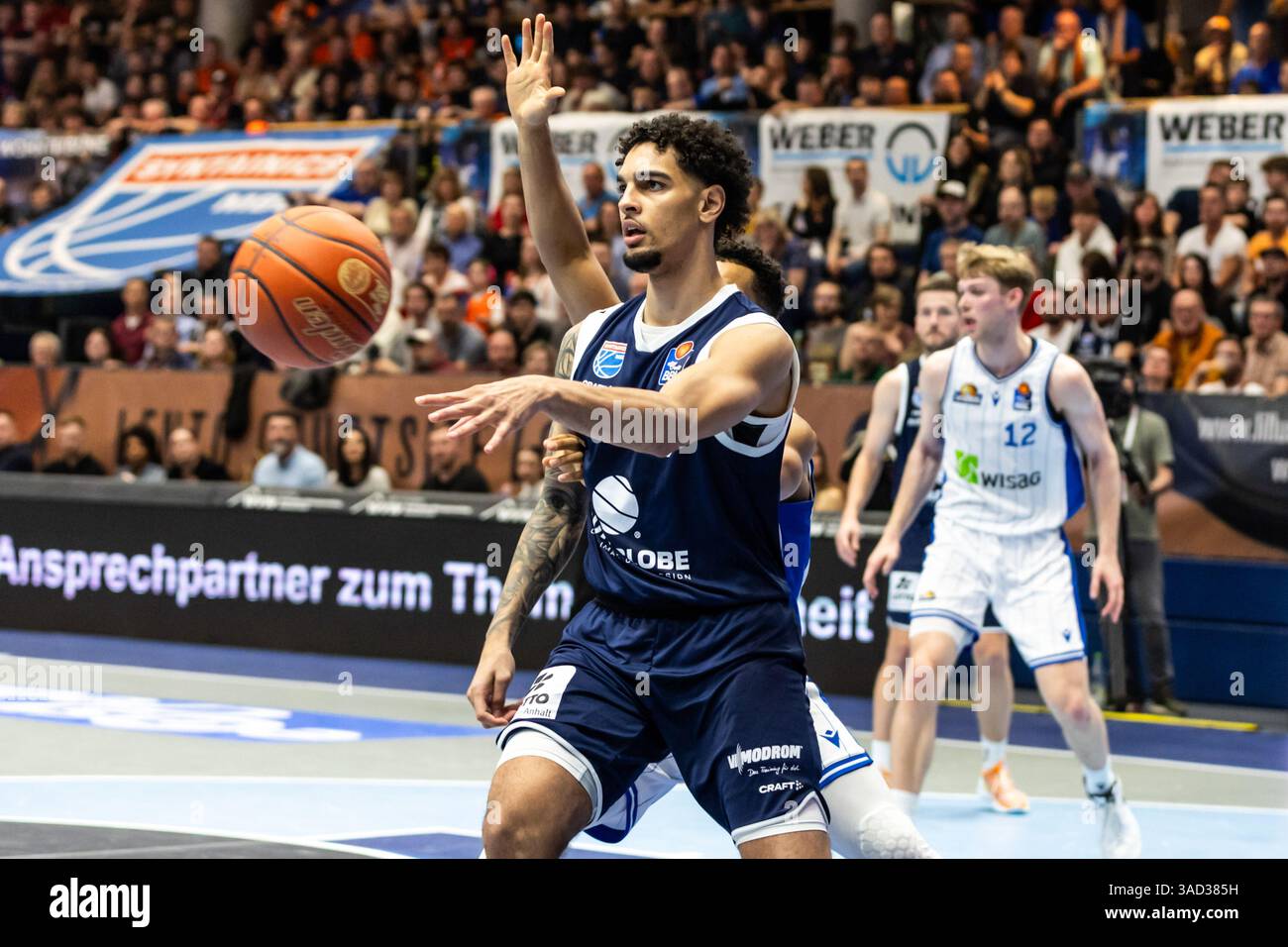 Michael Devoe (Syntainics MBC, No 0) GER, Syntainics MBC vs. Fraport ...