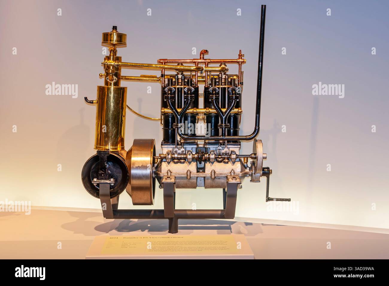 Germany, Baden-Württemberg, Stuttgart-Untertürkheim, Mercedes-Benz ...