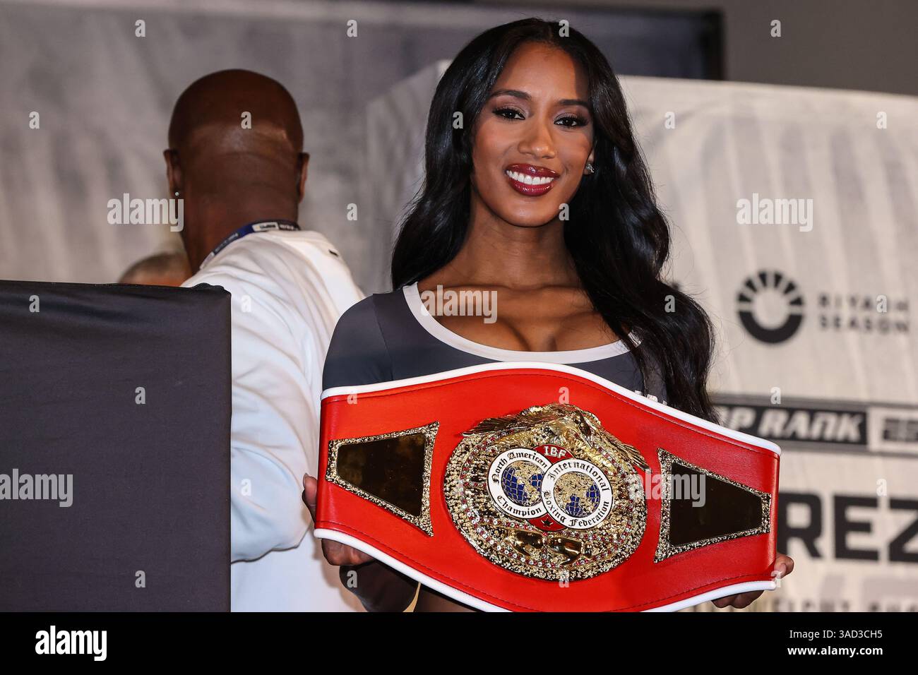 Las Vegas, NV, USA. 4th Apr, 2025. Top Rank Knockout Tianna Tuamoheloa ...