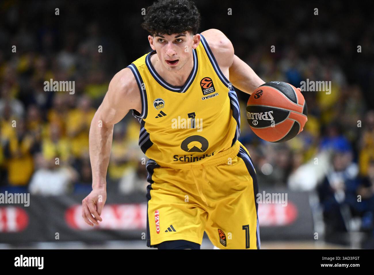 Berlin, Deutschland. 04th Apr, 2025. Gabriele Procida (ALBA Berlin, #1 ...