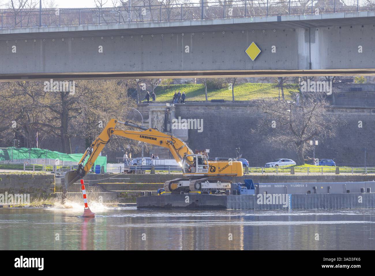 Demolition work is being prepared following the collapse of parts of ...