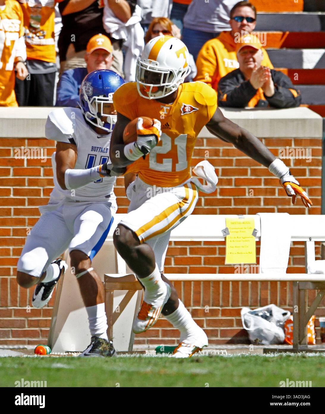 Courtney lester hi-res stock photography and images - Alamy