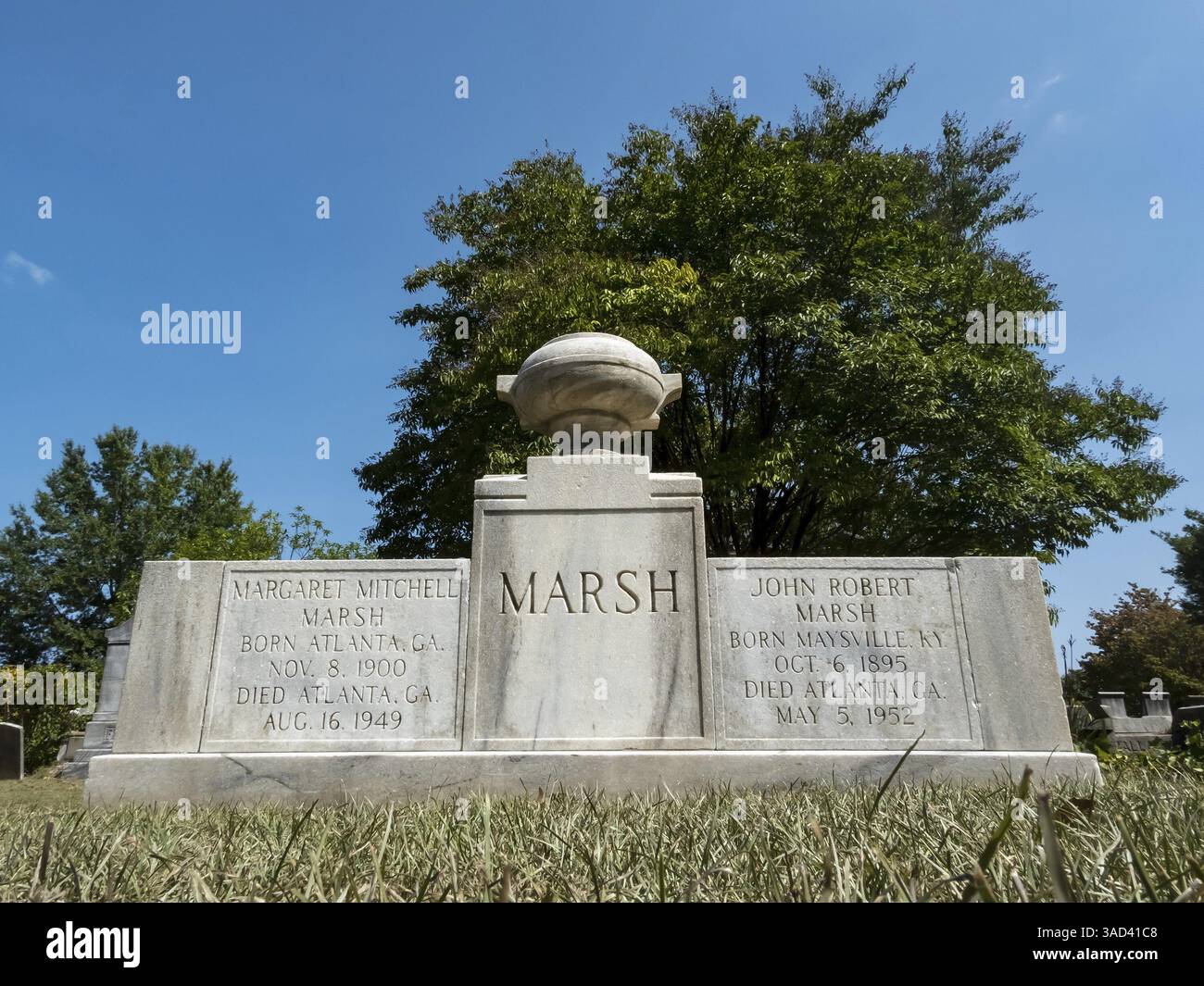 Margaret Mitchell's burial site is in Atlanta's historic Oakland ...