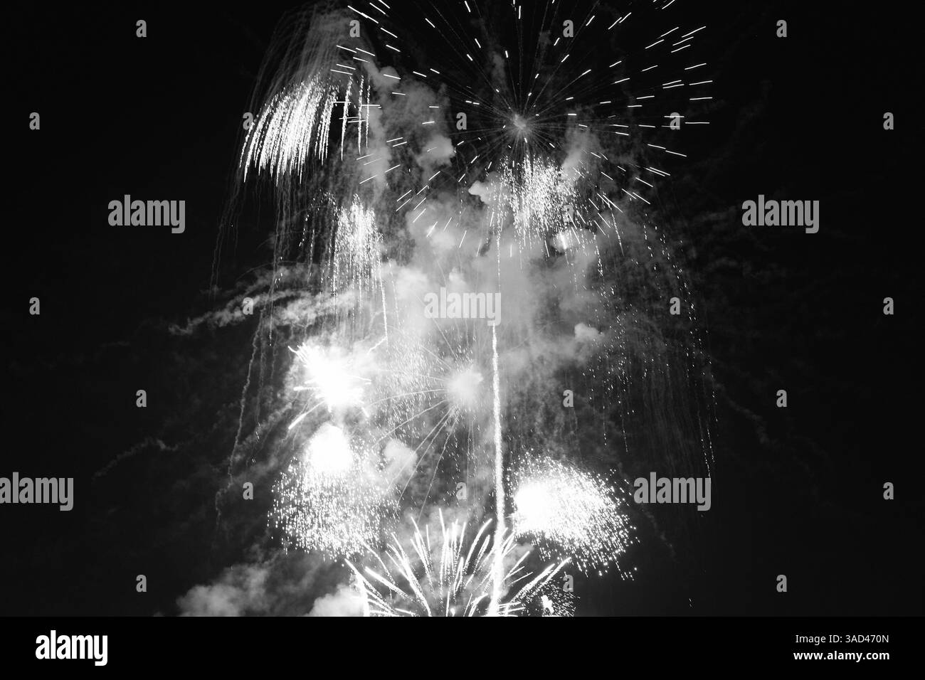 New York Manhattan fireworks. New York Fireworks over Manhattan. New ...
