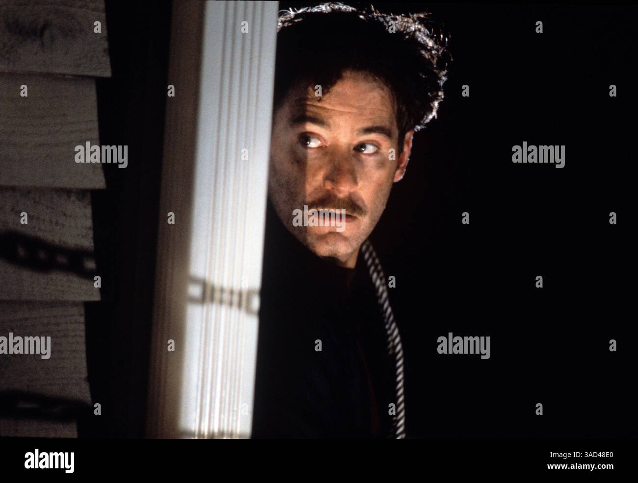 Film still / Publicity still from "Consenting Adults" Kevin Kline 1992 ...