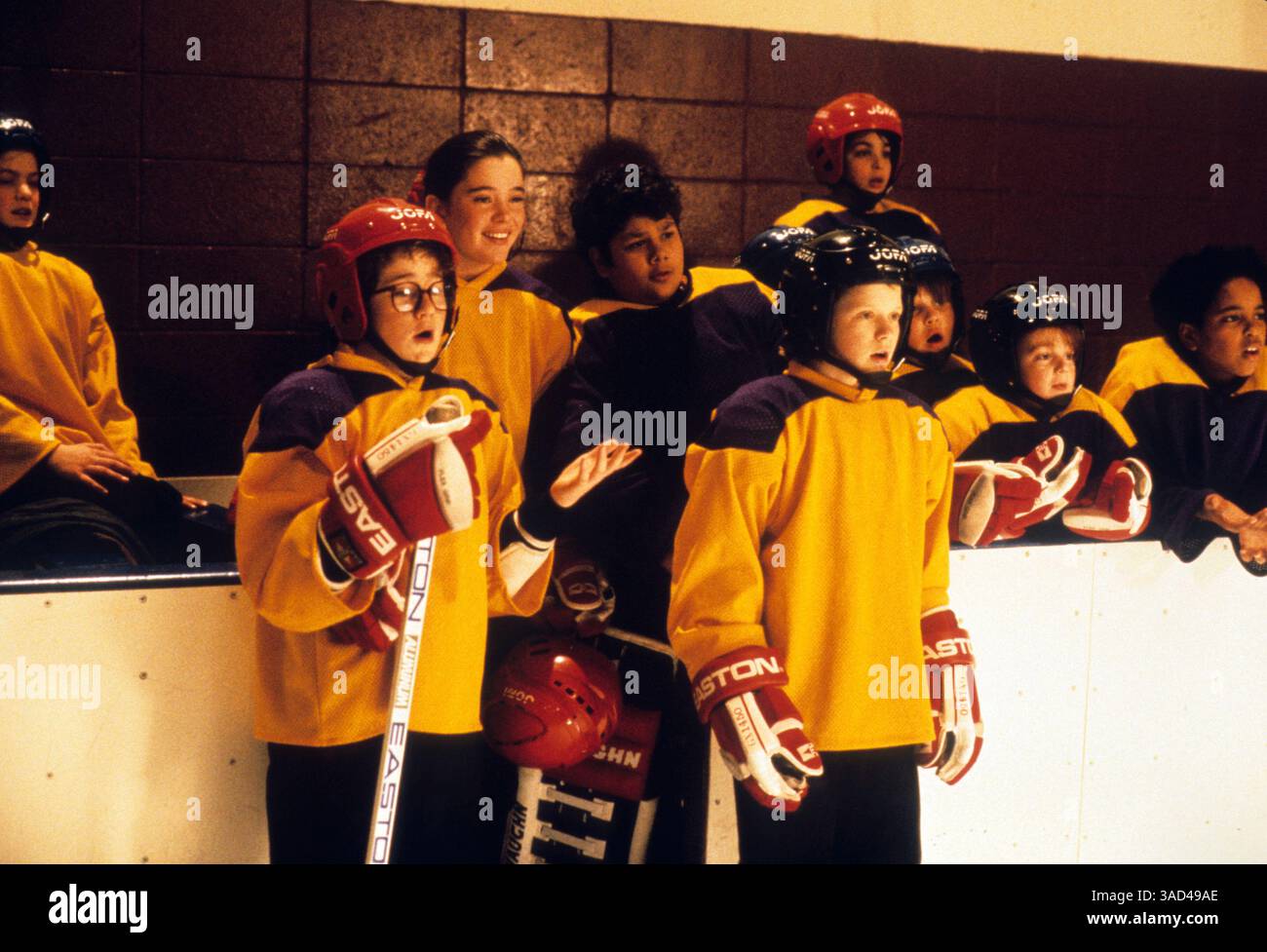 Film still / Publicity still from "The Mighty Ducks" Matt Doherty ...