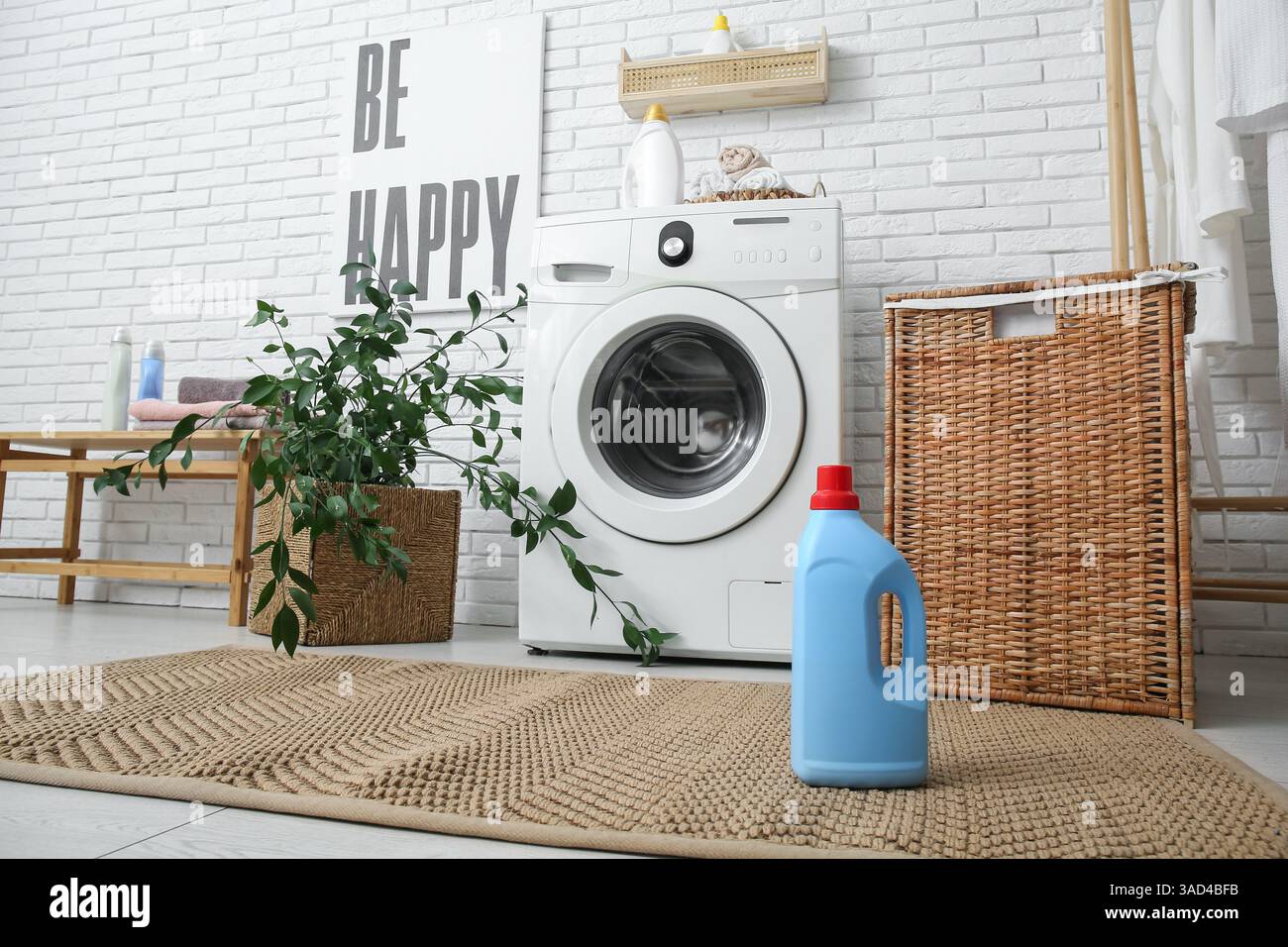Stylish laundry detergent bottle hi-res stock photography and images ...